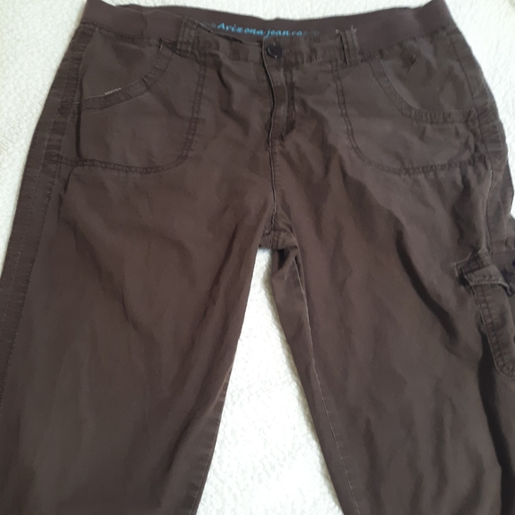 Arizona Jean Company | Pants & Jumpsuits | Arizona Capri Pants | Poshmark